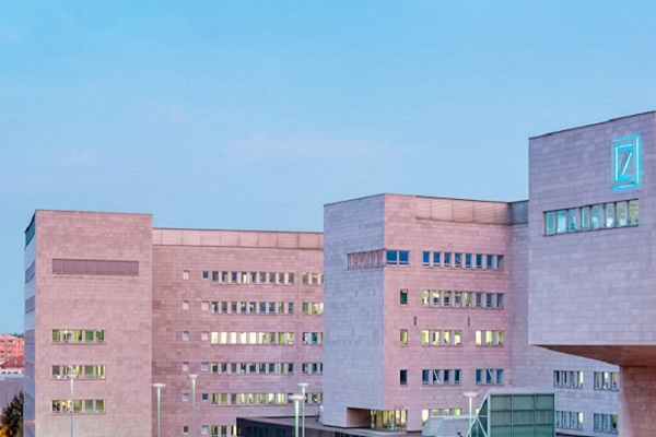 Zurich Italy and Deutsche Bank complete the acquisition of Deutsche ...
